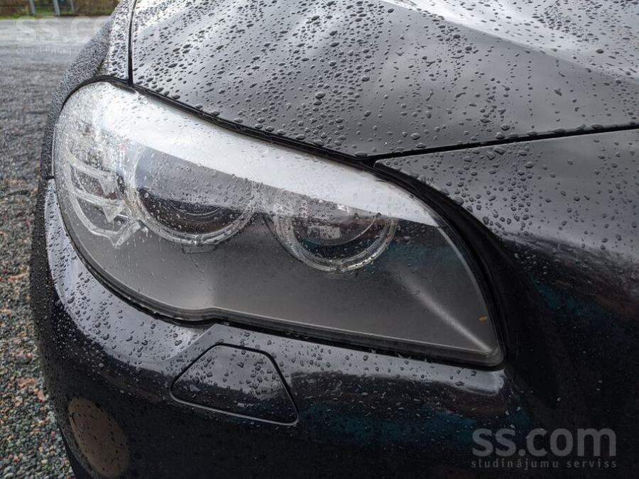 Black BMW 530 2012 in Riga, with an engine capacity of 3.00 L and mileage of 405 thousand km for 6000 €, photo 20 on AUTOMOTO.COM.LV