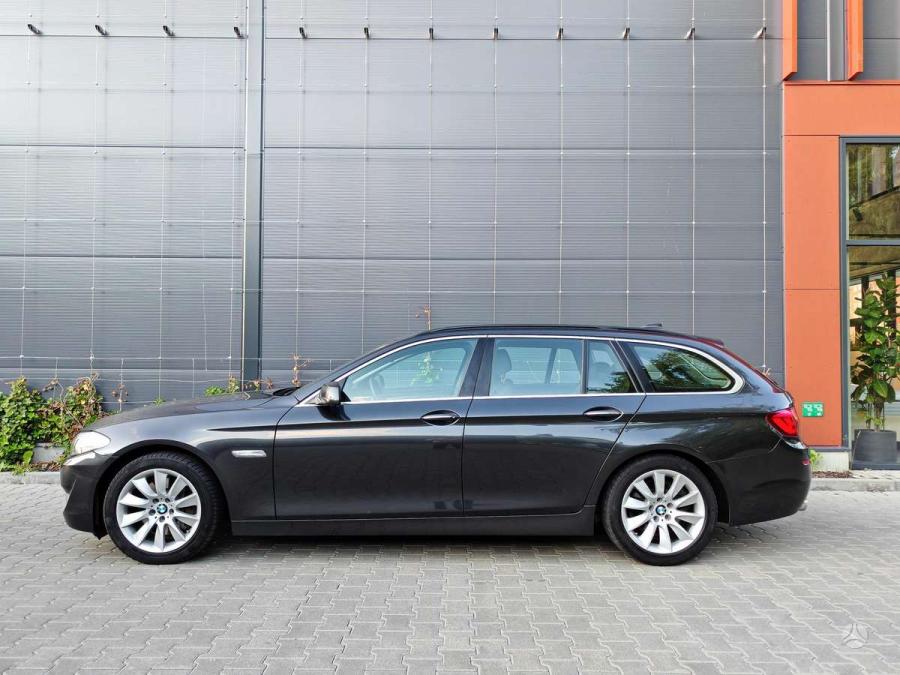 Black BMW 530 2012 in Klaipeda, with an engine capacity of 2.99 L and mileage of 350 thousand km for 7950 €, photo 6 on AUTOMOTO.COM.LV