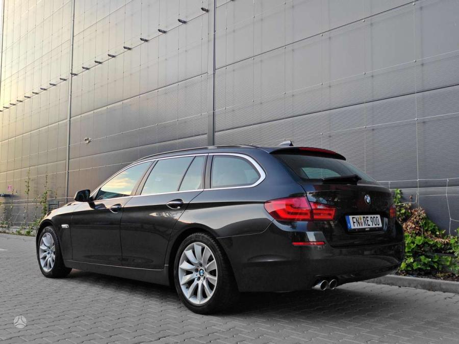 Black BMW 530 2012 in Klaipeda, with an engine capacity of 2.99 L and mileage of 350 thousand km for 7950 €, photo 8 on AUTOMOTO.COM.LV