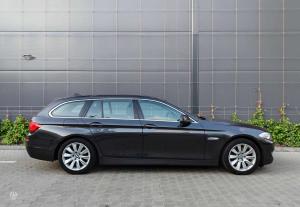Black BMW 530 2012 in Klaipeda, with an engine capacity of 2.99 L and mileage of 350 thousand km for 7950 €, photo 13 on AUTOMOTO.COM.LV