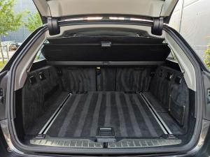 Black BMW 530 2012 in Klaipeda, with an engine capacity of 2.99 L and mileage of 350 thousand km for 7950 €, photo 27 on AUTOMOTO.COM.LV