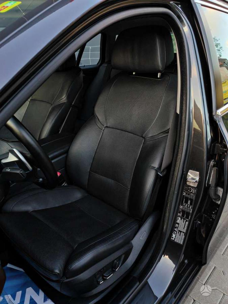 Black BMW 530 2012 in Klaipeda, with an engine capacity of 2.99 L and mileage of 350 thousand km for 7950 €, photo 35 on AUTOMOTO.COM.LV