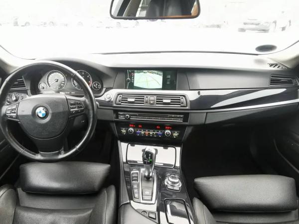 Melns BMW 530 2012 Kuldīga, ar dzinēja tilpumu 3.00 L un nobraukumu 269 tūkst. km par 9990 €, foto 6 vietnē AUTOMOTO.COM.LV