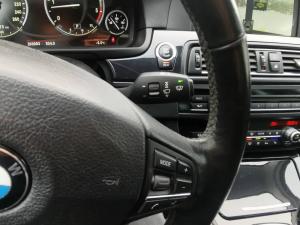 Melns BMW 530 2012 Kuldīga, ar dzinēja tilpumu 3.00 L un nobraukumu 269 tūkst. km par 9990 €, foto 17 vietnē AUTOMOTO.COM.LV