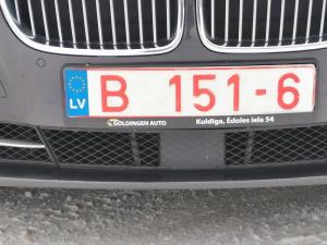 Melns BMW 530 2012 Kuldīga, ar dzinēja tilpumu 3.00 L un nobraukumu 269 tūkst. km par 9990 €, foto 26 vietnē AUTOMOTO.COM.LV