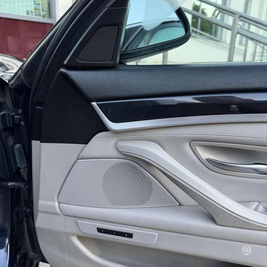 Black BMW 530 2012 in Kaisiadorys, with an engine capacity of 2.99 L and mileage of 360 thousand km for 6950 €, photo 27 on AUTOMOTO.COM.LV