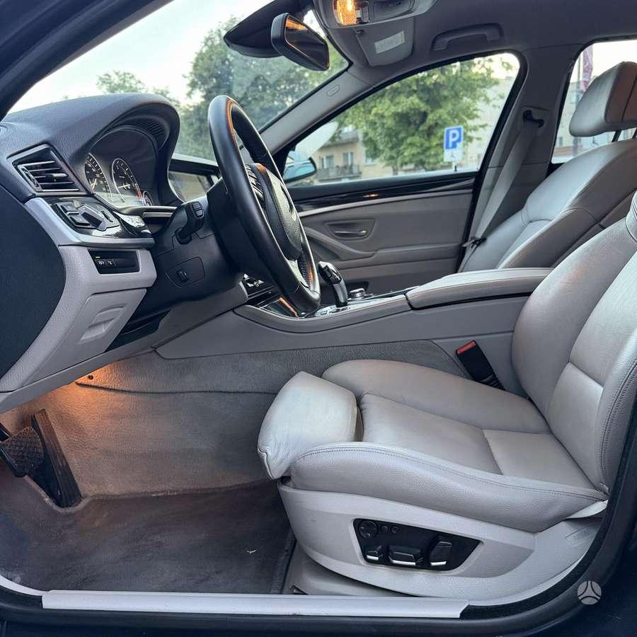 Black BMW 530 2012 in Kaisiadorys, with an engine capacity of 2.99 L and mileage of 360 thousand km for 6950 €, photo 32 on AUTOMOTO.COM.LV