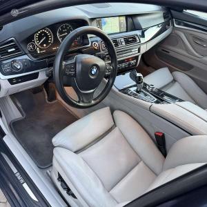Black BMW 530 2012 in Kaisiadorys, with an engine capacity of 2.99 L and mileage of 360 thousand km for 6950 €, photo 33 on AUTOMOTO.COM.LV