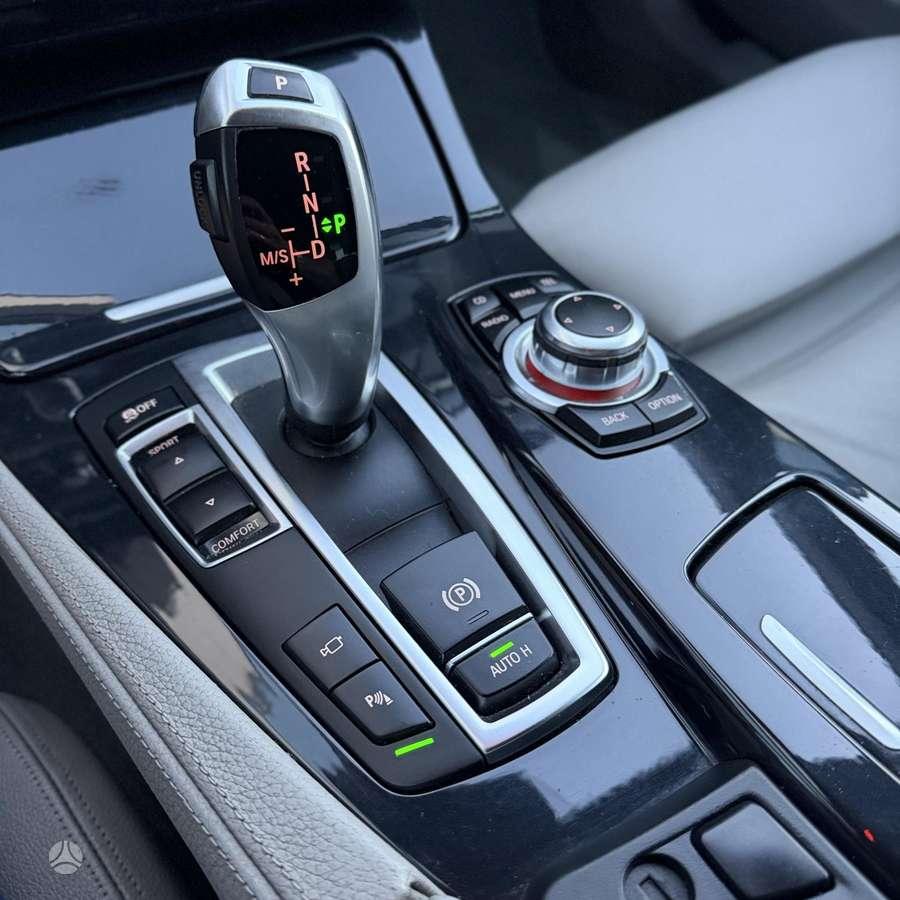 Black BMW 530 2012 in Kaisiadorys, with an engine capacity of 2.99 L and mileage of 360 thousand km for 6950 €, photo 39 on AUTOMOTO.COM.LV