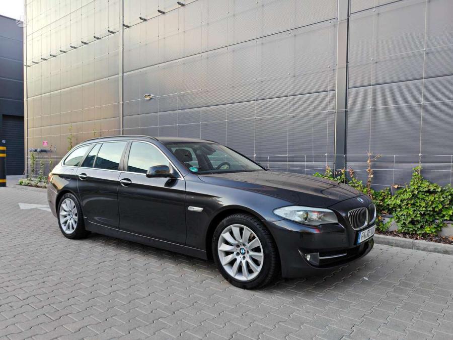 Melns BMW 530 2012 Klaipėda, ar dzinēja tilpumu 2.99 L un nobraukumu 350 tūkst. km par 7950 €, foto 4 vietnē AUTOMOTO.COM.LV