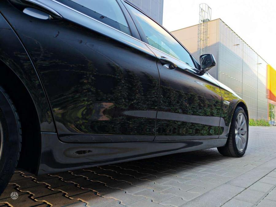 Melns BMW 530 2012 Klaipėda, ar dzinēja tilpumu 2.99 L un nobraukumu 350 tūkst. km par 7950 €, foto 13 vietnē AUTOMOTO.COM.LV