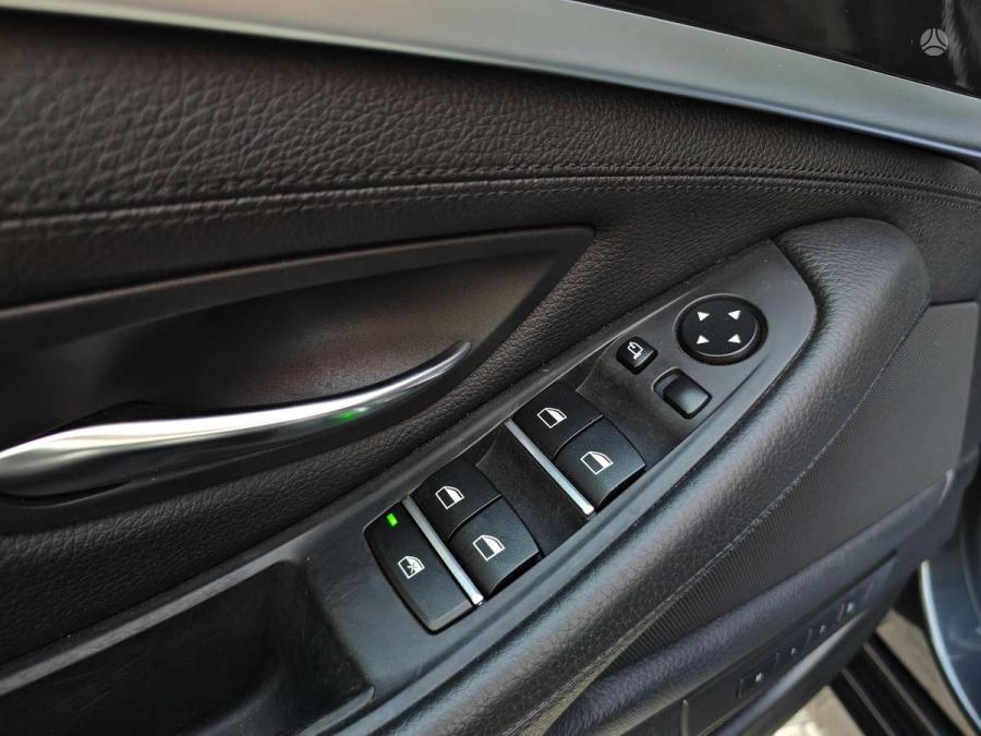 Melns BMW 530 2012 Klaipėda, ar dzinēja tilpumu 2.99 L un nobraukumu 350 tūkst. km par 7950 €, foto 23 vietnē AUTOMOTO.COM.LV