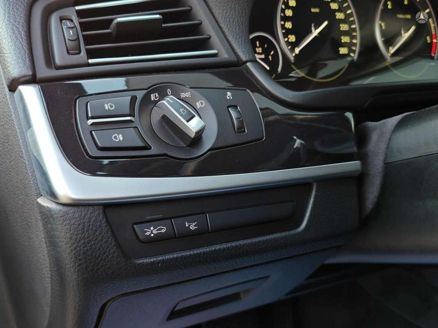 Melns BMW 530 2012 Klaipėda, ar dzinēja tilpumu 2.99 L un nobraukumu 350 tūkst. km par 7950 €, foto 31 vietnē AUTOMOTO.COM.LV