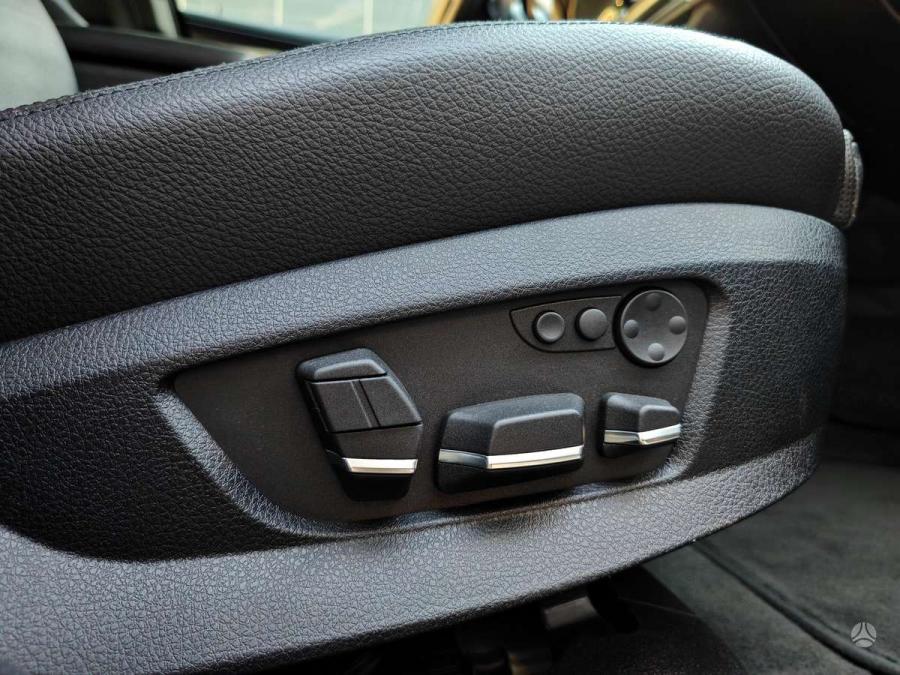 Melns BMW 530 2012 Klaipėda, ar dzinēja tilpumu 2.99 L un nobraukumu 350 tūkst. km par 7950 €, foto 37 vietnē AUTOMOTO.COM.LV