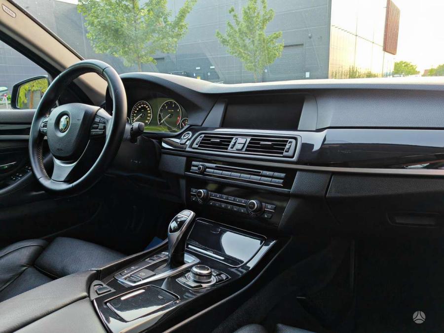 Melns BMW 530 2012 Klaipėda, ar dzinēja tilpumu 2.99 L un nobraukumu 350 tūkst. km par 7950 €, foto 38 vietnē AUTOMOTO.COM.LV