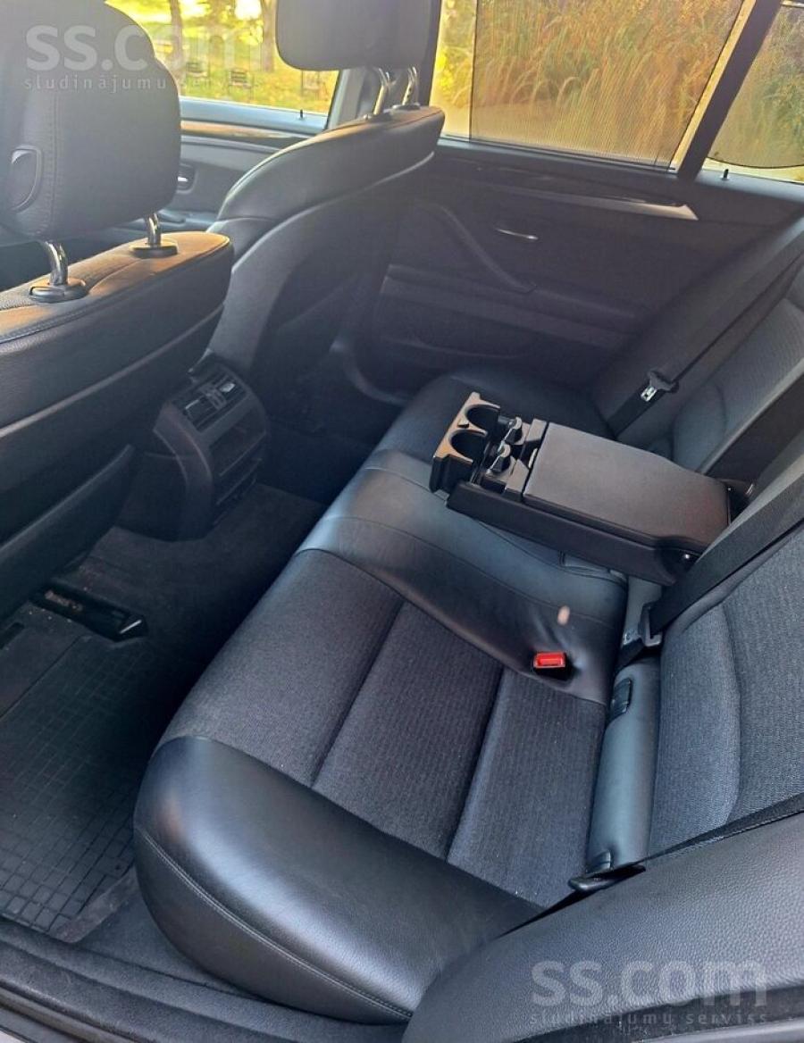 Melns BMW 530 2012 Rīga, ar dzinēja tilpumu 3.00 L un nobraukumu 0 tūkst. km par 7790 €, foto 20 vietnē AUTOMOTO.COM.LV