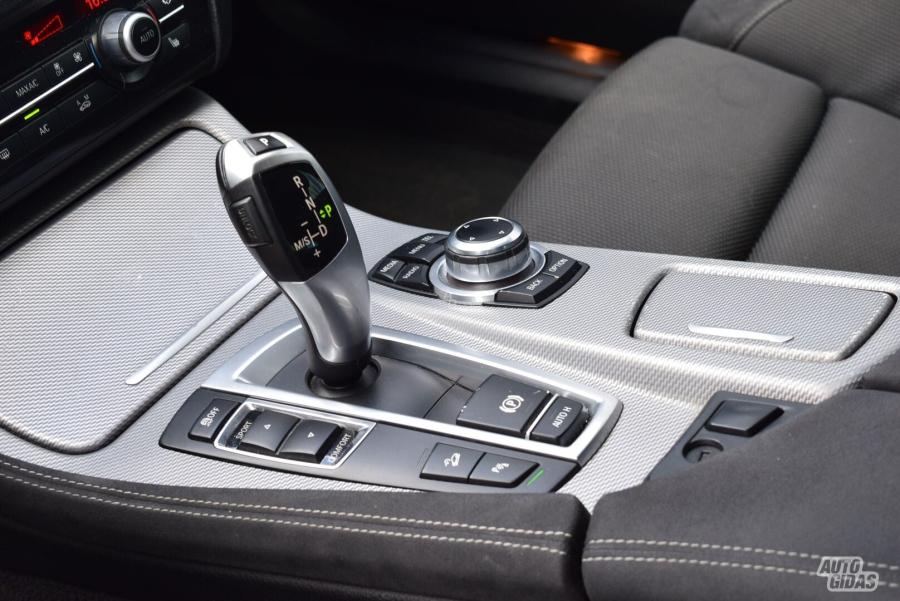 Black BMW 530 2012 in Vilnius, with an engine capacity of 3.00 L and mileage of 290 thousand km for 10900 €, photo 15 on AUTOMOTO.COM.LV