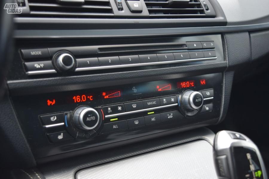 Black BMW 530 2012 in Vilnius, with an engine capacity of 3.00 L and mileage of 290 thousand km for 10900 €, photo 18 on AUTOMOTO.COM.LV
