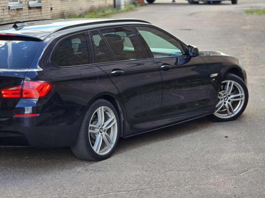 Melns BMW 530 2012 Radviliškis, ar dzinēja tilpumu 2.99 L un nobraukumu 361 tūkst. km par 7600 €, foto 8 vietnē AUTOMOTO.COM.LV