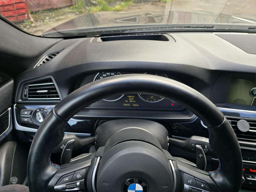 Melns BMW 530 2012 Radviliškis, ar dzinēja tilpumu 2.99 L un nobraukumu 361 tūkst. km par 7600 €, foto 16 vietnē AUTOMOTO.COM.LV