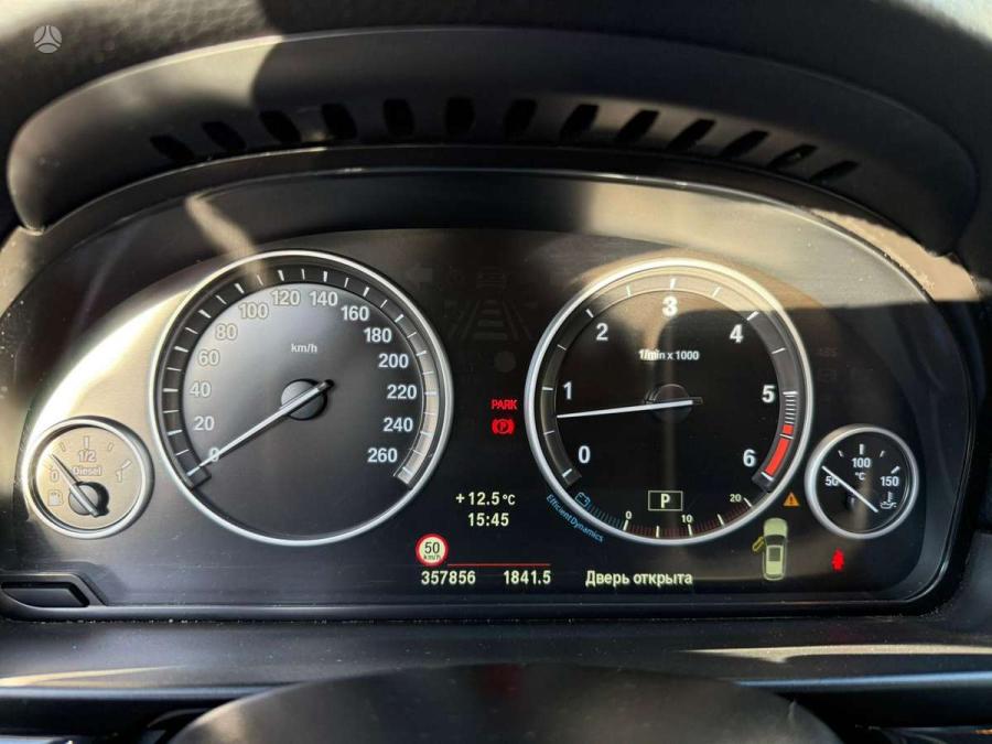 Melns BMW 530 2012 Kauņa, ar dzinēja tilpumu 2.99 L un nobraukumu 363 tūkst. km par 7500 €, foto 12 vietnē AUTOMOTO.COM.LV