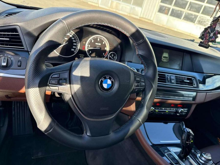 Melns BMW 530 2012 Kauņa, ar dzinēja tilpumu 2.99 L un nobraukumu 363 tūkst. km par 7500 €, foto 13 vietnē AUTOMOTO.COM.LV