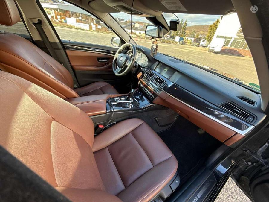 Melns BMW 530 2012 Kauņa, ar dzinēja tilpumu 2.99 L un nobraukumu 363 tūkst. km par 7500 €, foto 22 vietnē AUTOMOTO.COM.LV