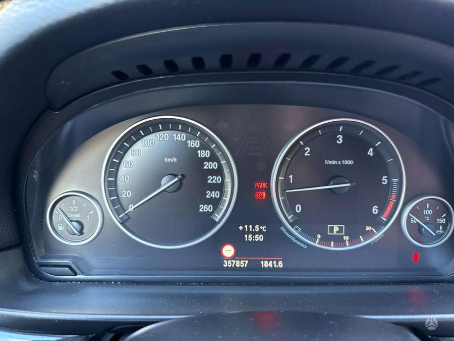 Melns BMW 530 2012 Kauņa, ar dzinēja tilpumu 2.99 L un nobraukumu 363 tūkst. km par 7500 €, foto 27 vietnē AUTOMOTO.COM.LV