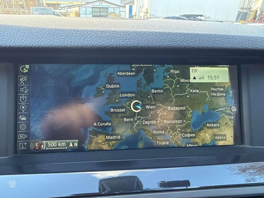 Melns BMW 530 2012 Kauņa, ar dzinēja tilpumu 2.99 L un nobraukumu 363 tūkst. km par 7500 €, foto 28 vietnē AUTOMOTO.COM.LV