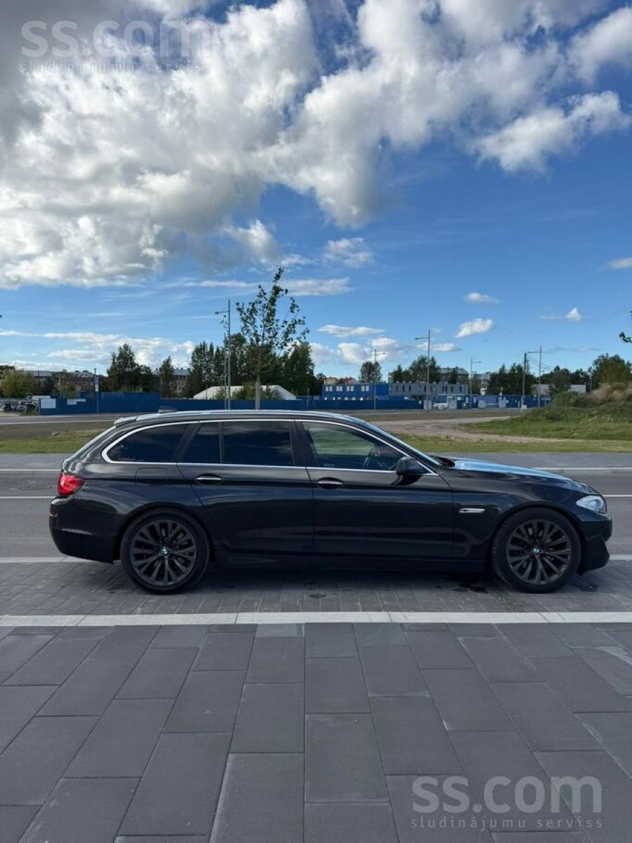 Melns BMW 530 2012 Rīga, ar dzinēja tilpumu 3.00 L un nobraukumu 323 tūkst. km par 9900 €, foto 4 vietnē AUTOMOTO.COM.LV
