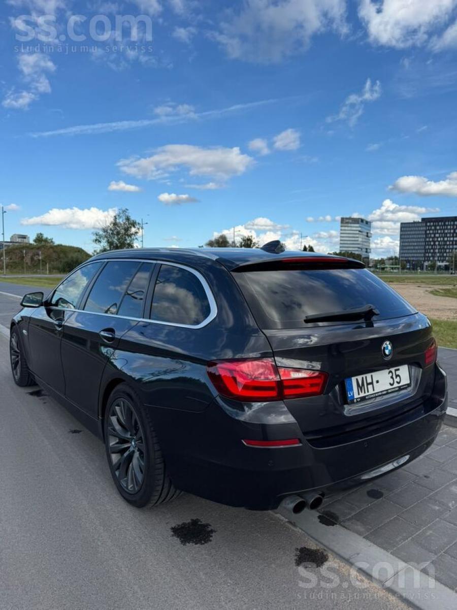 Melns BMW 530 2012 Rīga, ar dzinēja tilpumu 3.00 L un nobraukumu 323 tūkst. km par 9900 €, foto 7 vietnē AUTOMOTO.COM.LV
