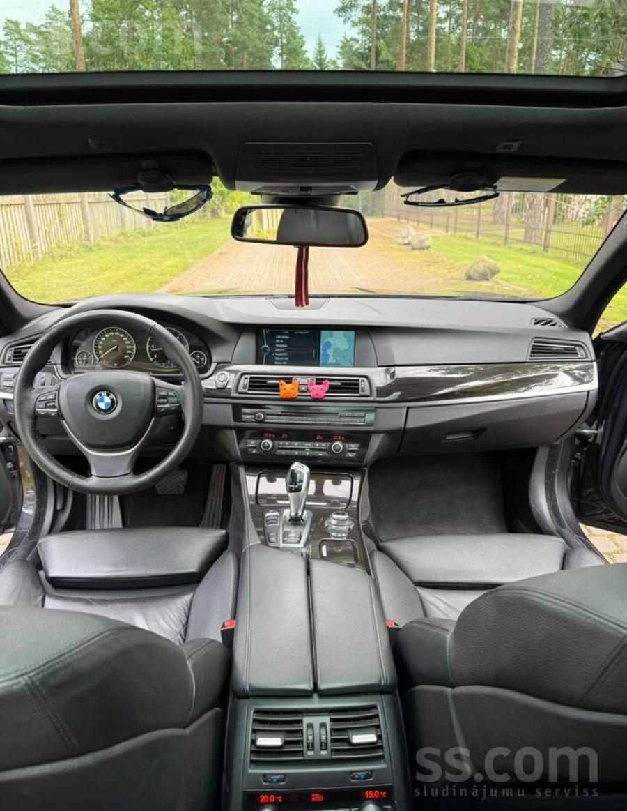 Melns BMW 530 2012 Rīga, ar dzinēja tilpumu 3.00 L un nobraukumu 323 tūkst. km par 9900 €, foto 23 vietnē AUTOMOTO.COM.LV
