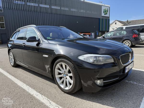 БМВ 530 2012 в Вильнюс на AUTOMOTO.COM.LV Черный БМВ 530 2012 в Вильнюс, объемом двигателя 3.00 л и пробегом 323 тыс. км за 7700 €, фото 3 на AUTOMOTO.COM.LV