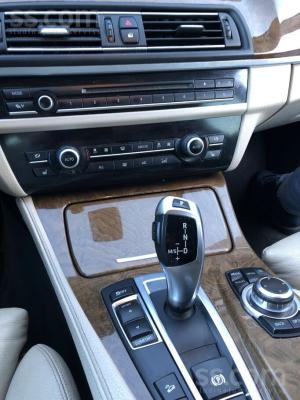 Melns BMW 530 2013 Rīga, ar dzinēja tilpumu 3.00 L un nobraukumu 347 tūkst. km par 9990 €, foto 14 vietnē AUTOMOTO.COM.LV