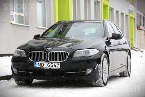 Melns BMW 530 2013 Rīga, ar dzinēja tilpumu 3.00 L un nobraukumu 241 tūkst. km par 8995 €, foto  vietnē AUTOMOTO.COM.LV