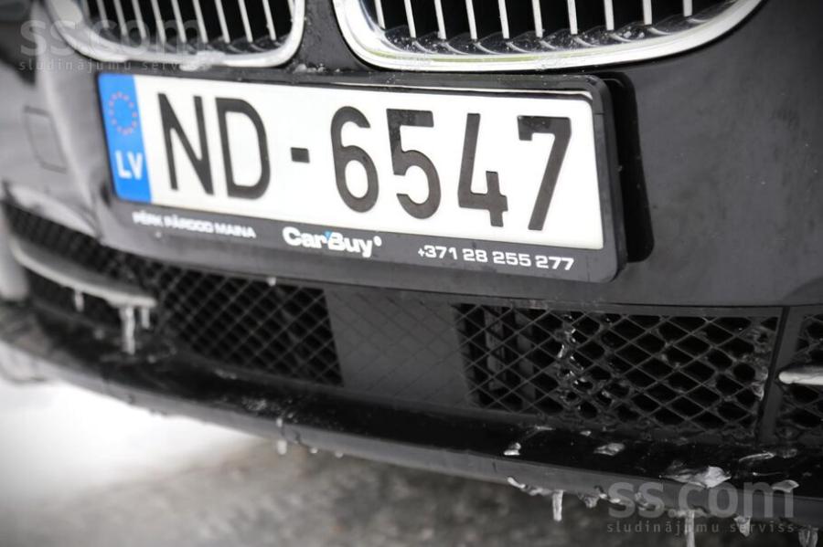 Black BMW 530 2013 in Riga, with an engine capacity of 3.00 L and mileage of 241 thousand km for 8995 €, photo 19 on AUTOMOTO.COM.LV
