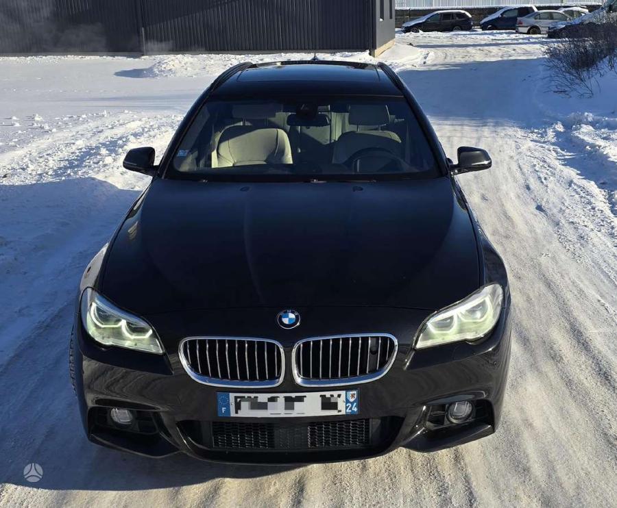 Black BMW 530 2013 in Taurage, with an engine capacity of 2.99 L and mileage of 307 thousand km for 13300 €, photo 4 on AUTOMOTO.COM.LV