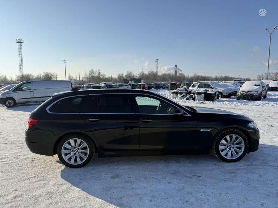 Black BMW 530 2013 in Marijampole, with an engine capacity of 2.99 L and mileage of 198 thousand km for 12800 €, photo 8 on AUTOMOTO.COM.LV