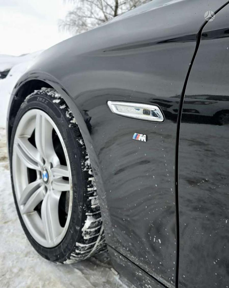 Melns BMW 530 2013 Tauragė, ar dzinēja tilpumu 2.99 L un nobraukumu 317 tūkst. km par 12900 €, foto 13 vietnē AUTOMOTO.COM.LV