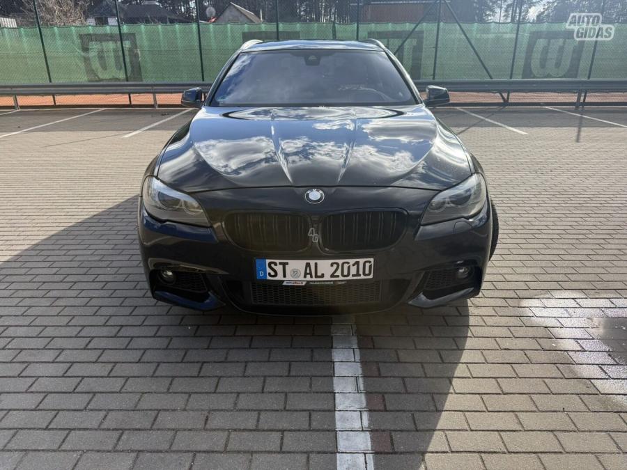 Black BMW 530 2013 in Vilnius, with an engine capacity of 3.00 L and mileage of 315 thousand km for 7900 €, photo 3 on AUTOMOTO.COM.LV
