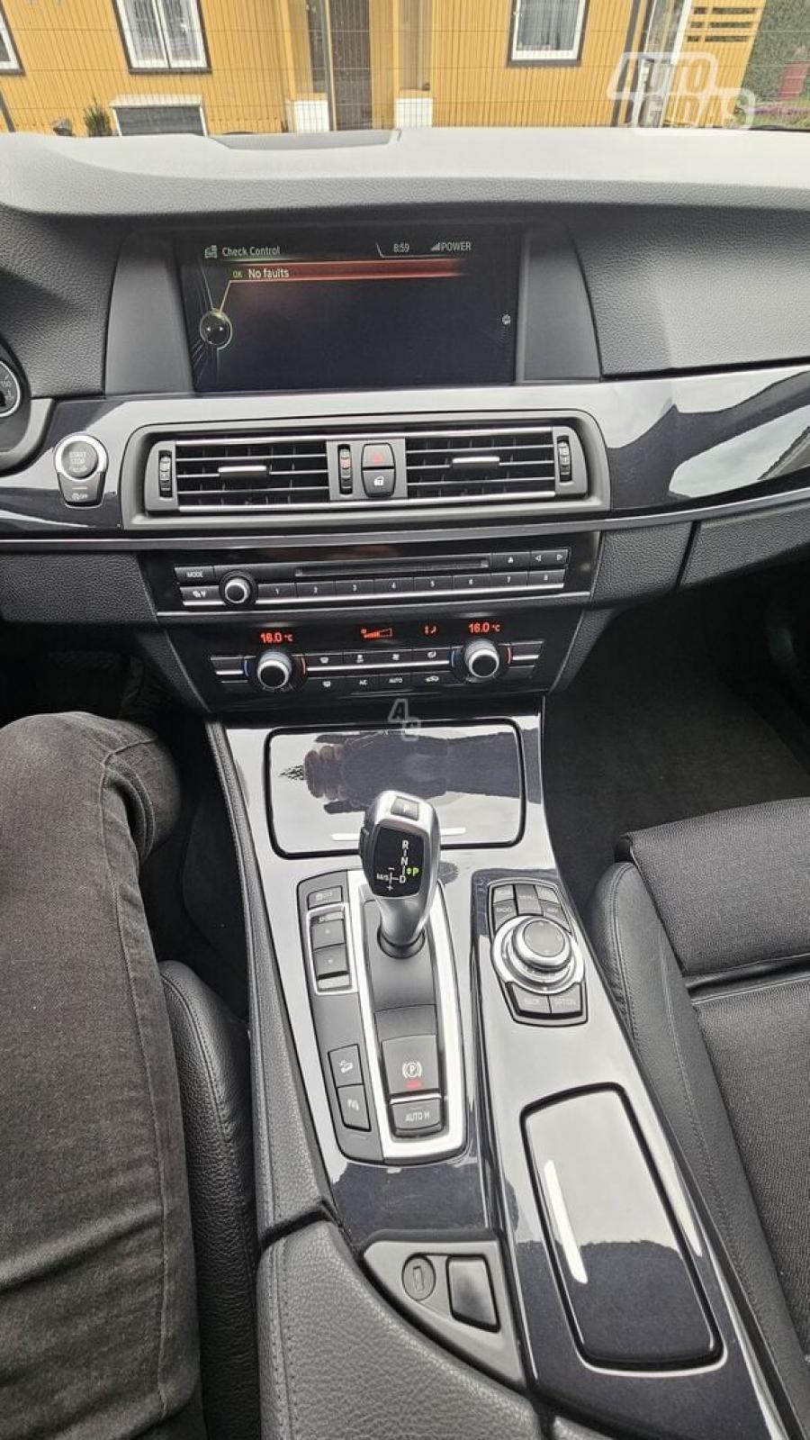 Melns BMW 530 2013 Šauļi, ar dzinēja tilpumu 3.00 L un nobraukumu 261 tūkst. km par 9750 €, foto 16 vietnē AUTOMOTO.COM.LV
