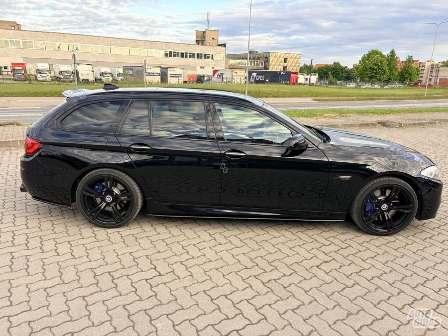 Black BMW 530 2013 in Klaipeda, with an engine capacity of 3.00 L and mileage of 371 thousand km for 8500 €, photo 7 on AUTOMOTO.COM.LV