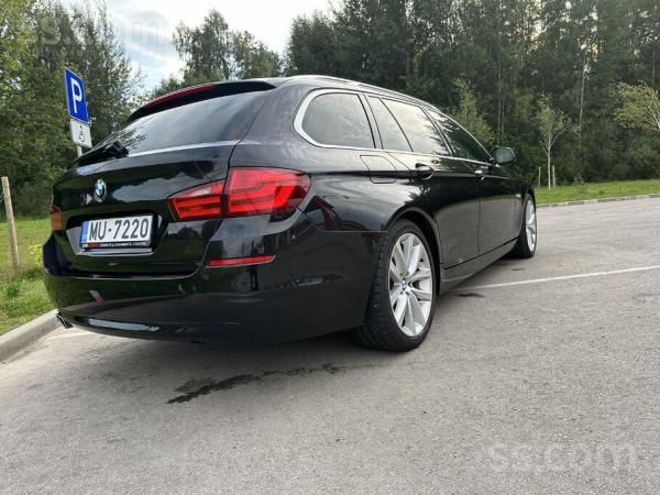 Черный БМВ 530 2013 в Валмиера, объемом двигателя 3.00 л и пробегом 240 тыс. км за 9000 €, фото 3 на AUTOMOTO.COM.LV