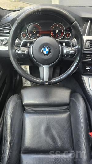 Black BMW 530 2013 in Talsi, with an engine capacity of 3.00 L and mileage of 305 thousand km for 12990 €, photo 6 on AUTOMOTO.COM.LV