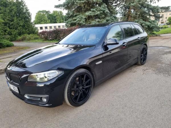 Black BMW 530 2013 in Jekabpils, with an engine capacity of 3.00 L and mileage of 276 thousand km for 11650 €, photo 1 on AUTOMOTO.COM.LV