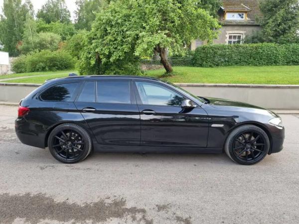 Black BMW 530 2013 in Jekabpils, with an engine capacity of 3.00 L and mileage of 276 thousand km for 11650 €, photo 5 on AUTOMOTO.COM.LV
