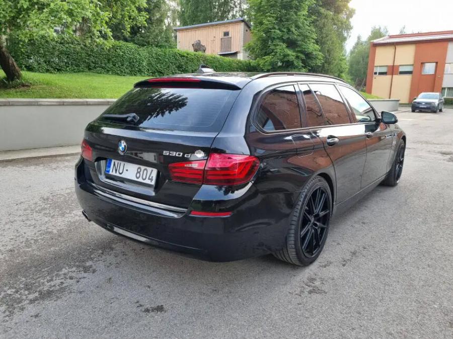 Black BMW 530 2013 in Jekabpils, with an engine capacity of 3.00 L and mileage of 276 thousand km for 11650 €, photo 8 on AUTOMOTO.COM.LV