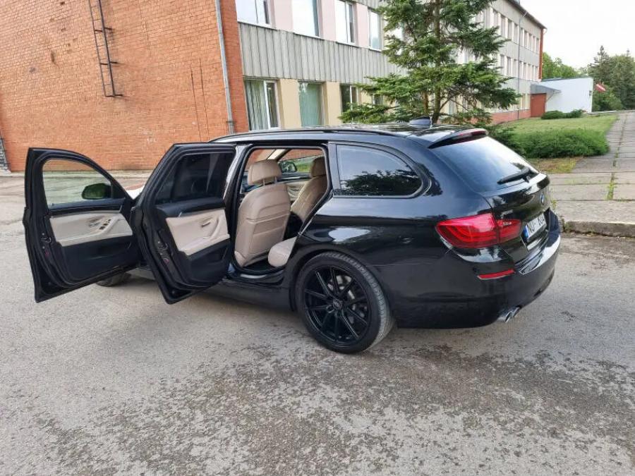 Black BMW 530 2013 in Jekabpils, with an engine capacity of 3.00 L and mileage of 276 thousand km for 11650 €, photo 18 on AUTOMOTO.COM.LV