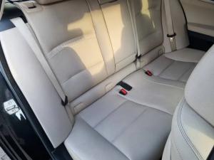 Black BMW 530 2013 in Jekabpils, with an engine capacity of 3.00 L and mileage of 276 thousand km for 11650 €, photo 21 on AUTOMOTO.COM.LV