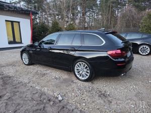 Black BMW 530 2013 in Riga, with an engine capacity of 3.00 L and mileage of 313 thousand km for 10400 €, photo 4 on AUTOMOTO.COM.LV